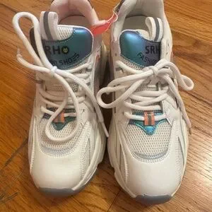 SRH Fashion | Shoes | Nwt Womens Height Increasing Sneakerssize 4 ...